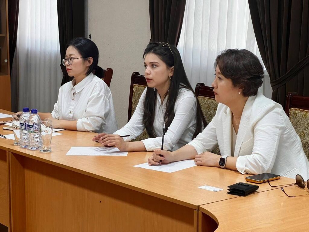 Akademik litseyga Koreyaning KOICA Koreya Xalqaro Taraqqiyot Markazi ...